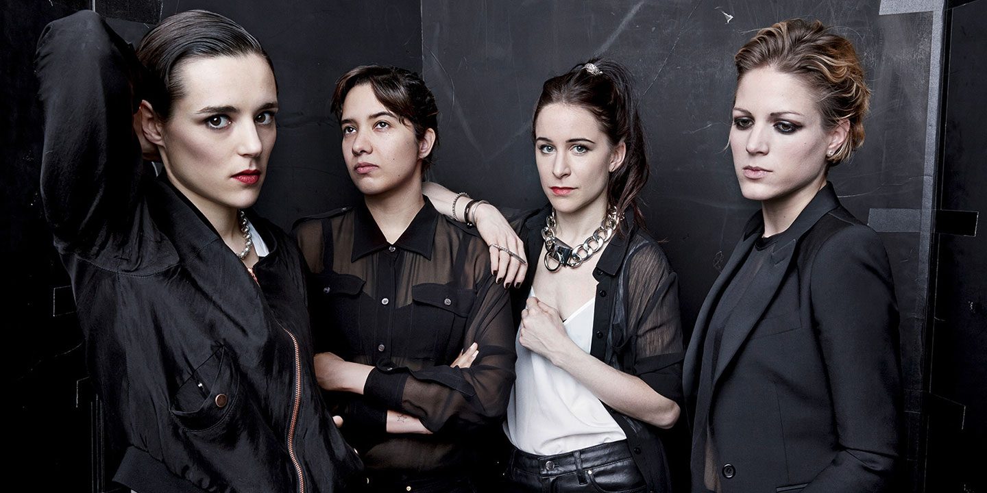 Entrevista: Savages - SOUNDS LIKE US