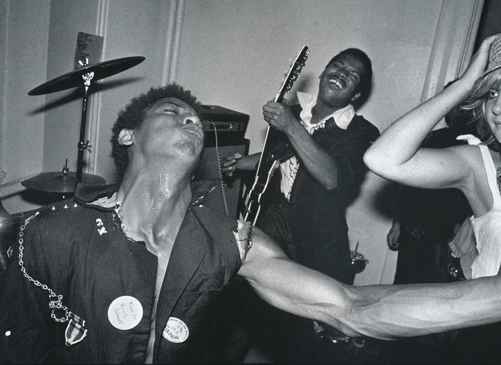 Bad Brains e as histórias sobre "Black Dots" - SOUNDS LIKE US